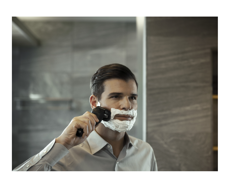 Panasonic | 6-Blade Wet & Dry Electric Shaver with Clean & Charge ...