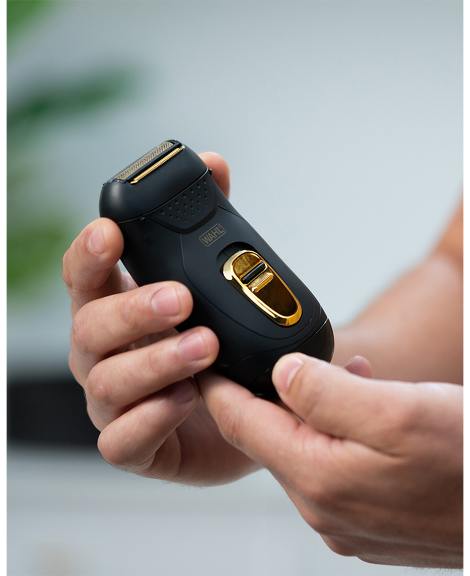 Wahl | Down Under Waterproof Compact Electric Shaver | Shaver Shop