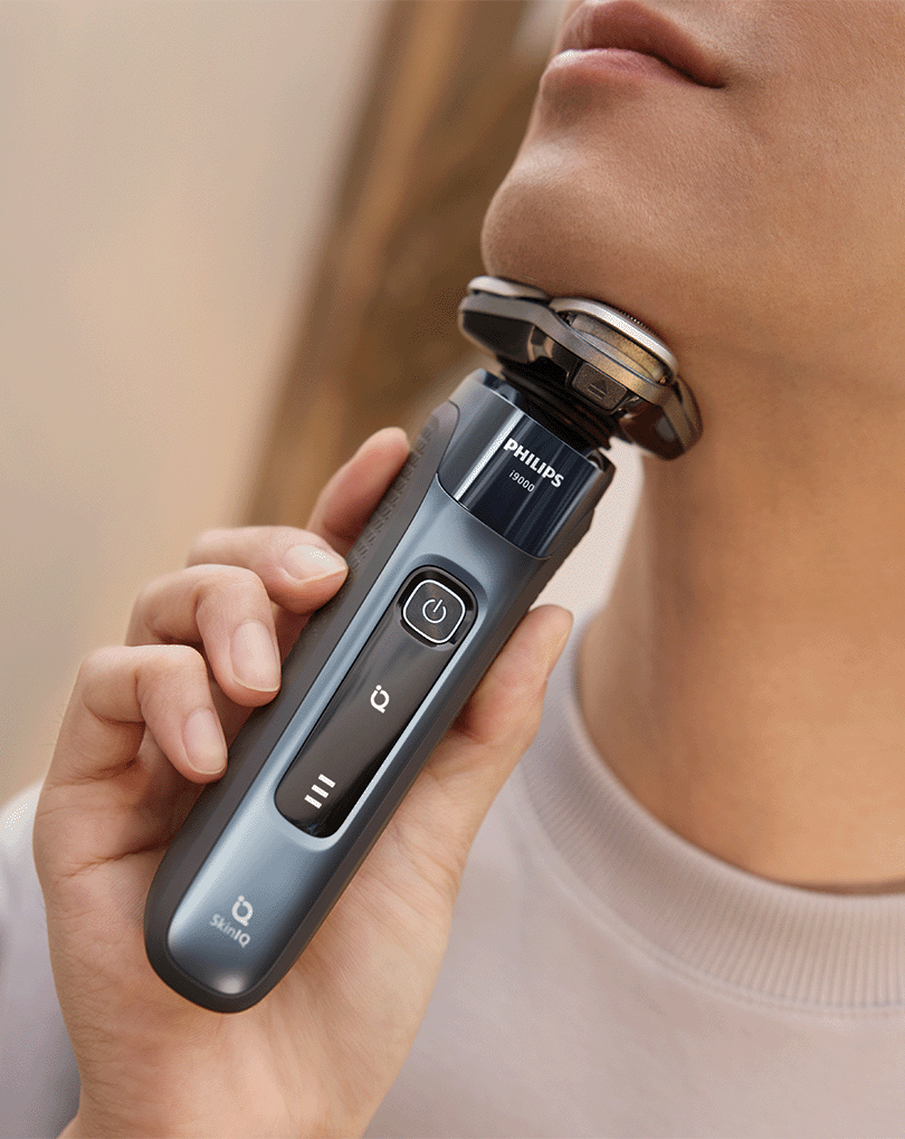 Philips | Series i9000 Wet & Dry Electric Shaver with Quick Clean Pod ...