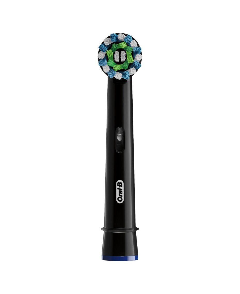Oral-B | CrossAction 2 Pack - Black | Shaver Shop